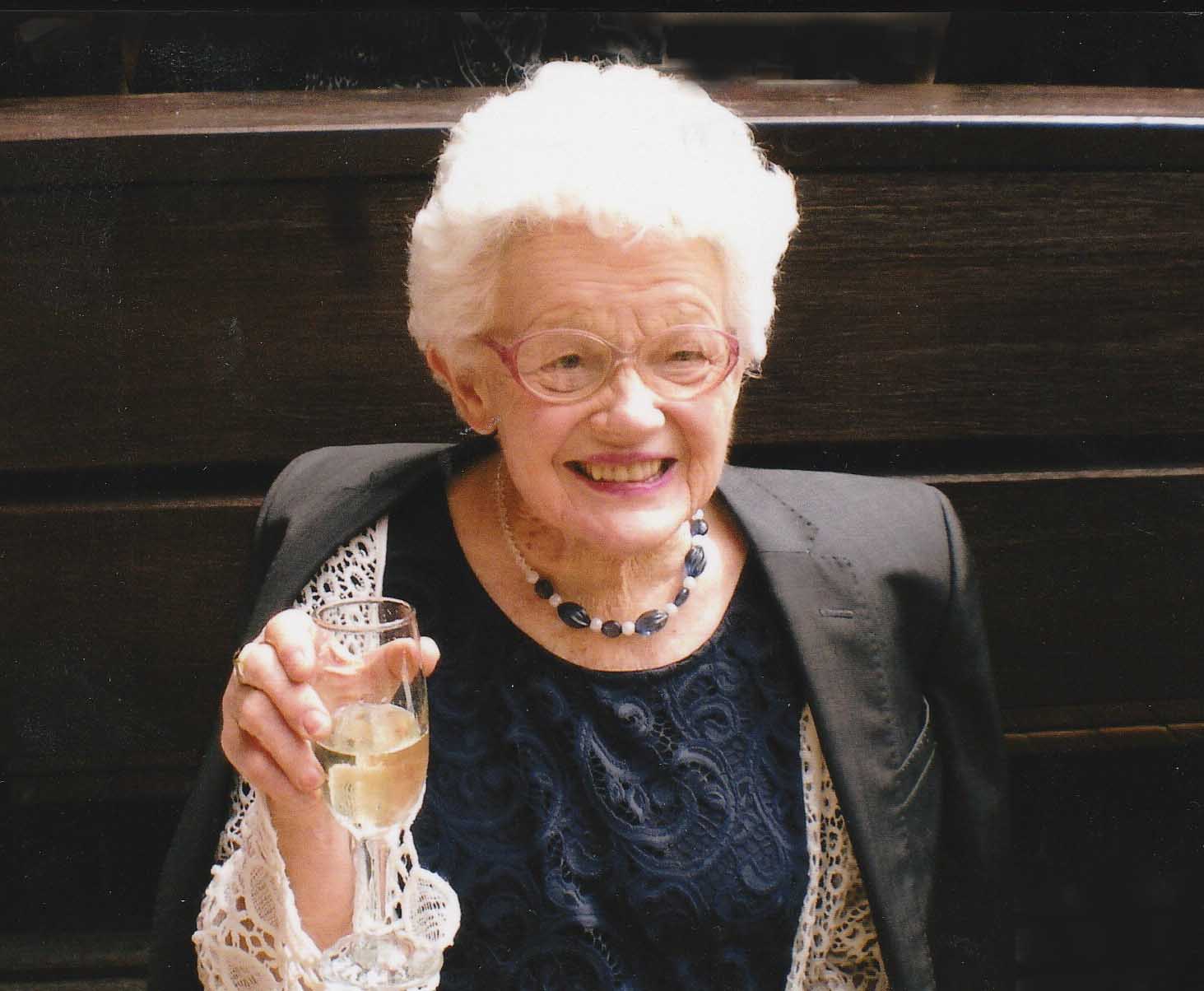 Shirley Fae Wilkie – Swan Hill and District Funerals